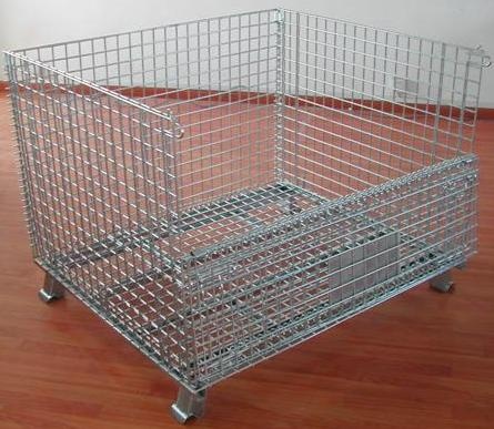 Wire mesh container